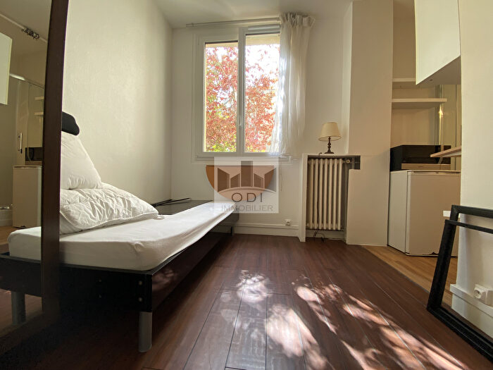 Appartement à louer - Boulogne-Billancourt, Point du Jour - 1 pièce - 1 chambre