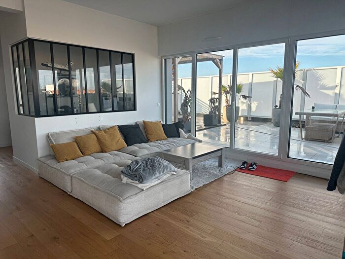 Appartement à louer - Bourg, Pessac - 3 pièces - 2 chambres