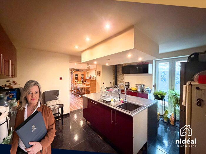 Maison à vendre - Denain - 6 pièces - 3 chambres