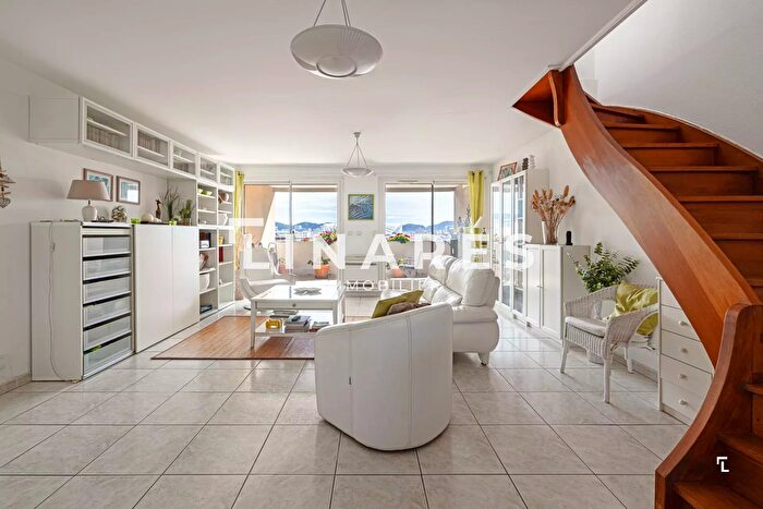 Appartement à vendre - Marseille e , Le Rouet - 5 pièces - 4 chambres