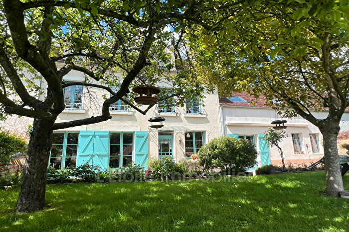 Maison à Le Pin-la-Garenne, à vendre