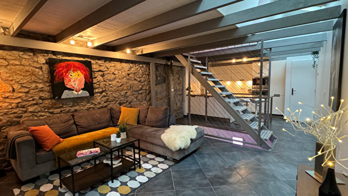 Appartement à louer - Aix-les-Bains, Centre-ville - 2 pièces - 1 chambre