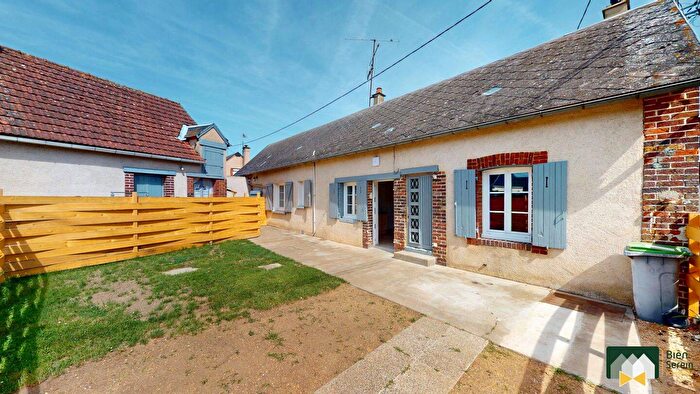 Alluyes : Maison 2 pièces à louer