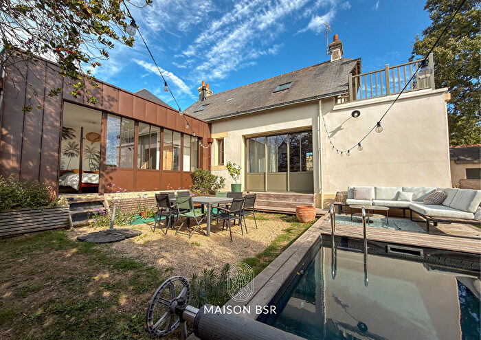 Guérande, Centre-ville, Faubourgs : Maison 6 pièces à vendre