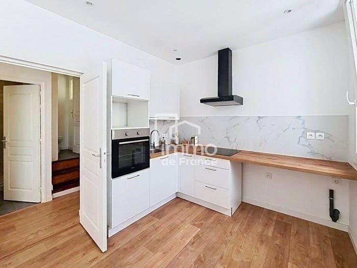 Arc Vouvray-Gare-Chatillon, Valserhône - Appartement 3 pièces à louer
