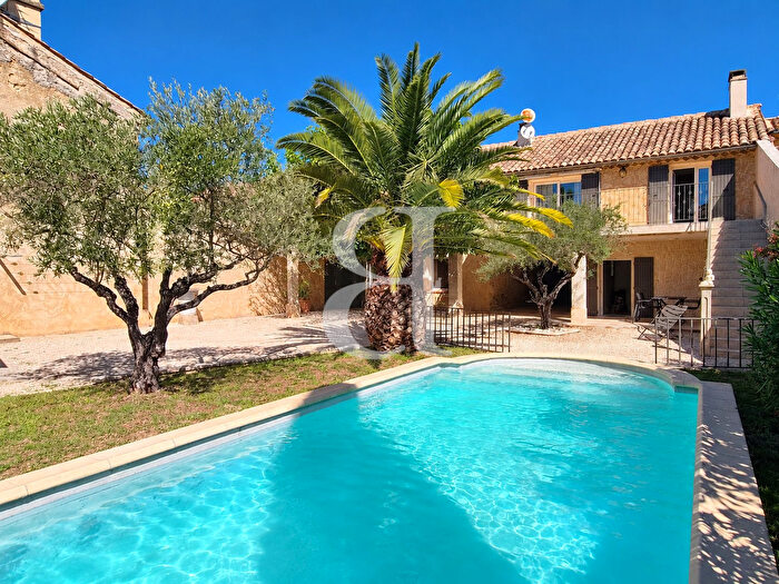 Maison 6 pièces à vendre à Sainte-Cécile-les-Vignes