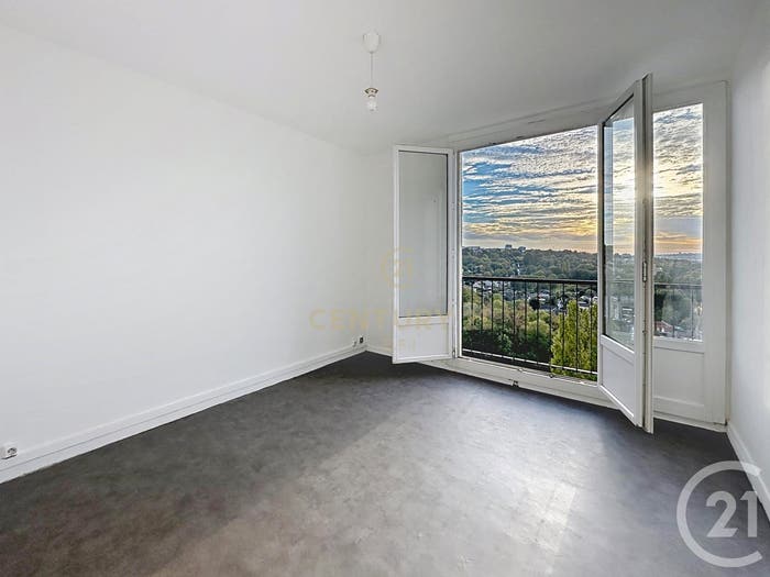 Noisy-le-Grand, Est : Appartement 2 pièces à vendre
