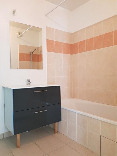 Appartement 3 pièces à Villeurbanne, Grand Clément, à louer