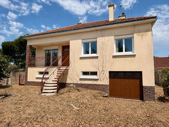 Maison 4 pièces à Saint-Brevin-les-Pins, Centre-ville, Stade, à vendre