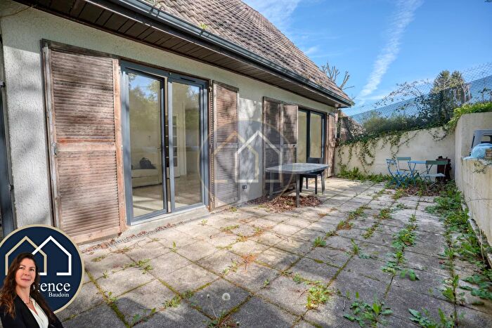 Maison à vendre - Maintenon - 4 pièces - 3 chambres