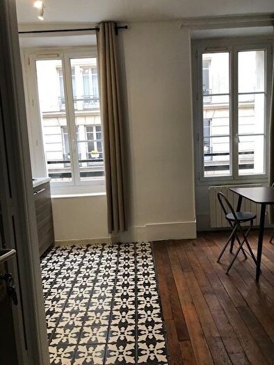 Appartement à louer - Paris e , Saint-Lambert, Convention - 1 pièce