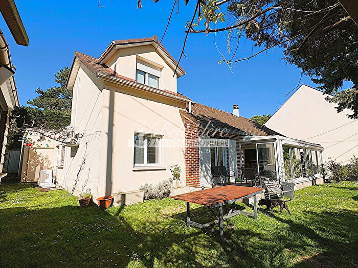 Maison 6 pièces à vendre à Saint-Leu-la-Forêt, Les Côteaux