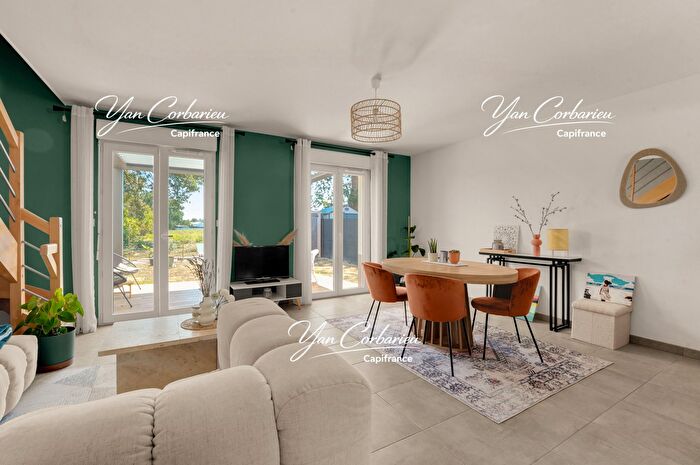 Maison 4 pièces à Vernet, à vendre