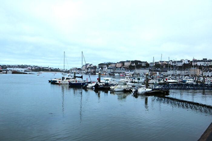 Appartement à vendre - Audierne - 2 pièces - 1 chambre