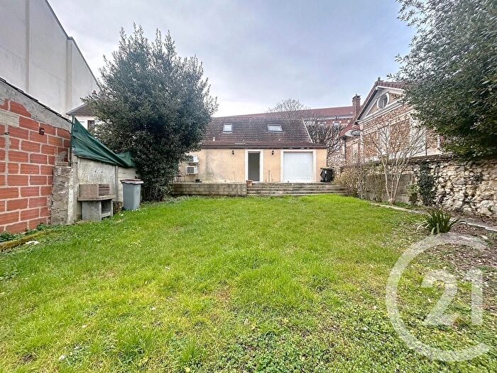 Melun, Centre-ville : Maison 4 pièces à vendre