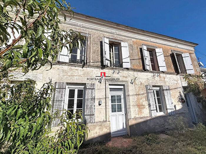 Maison 6 pièces à vendre - Saint-Genès-de-Blaye