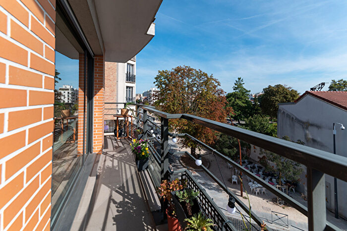 Les Lilas, Centre-ville, Romain, Rolland : Appartement 4 pièces à vendre