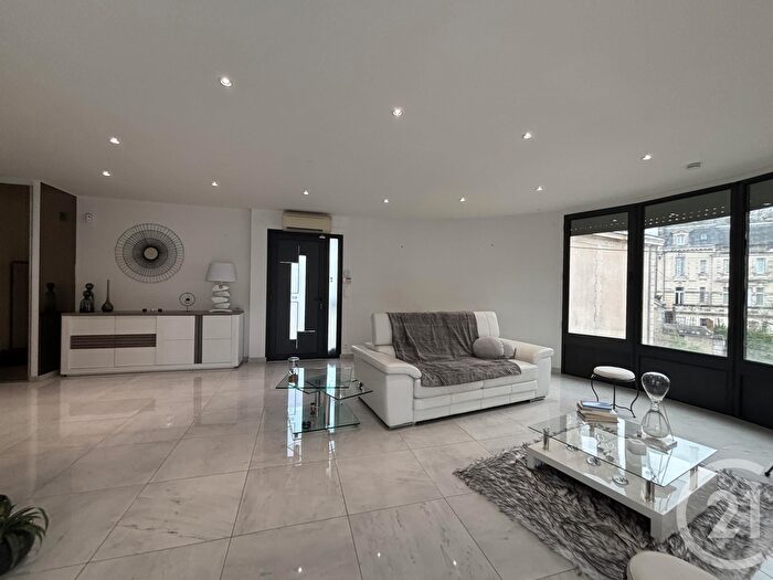 Appartement à vendre - Périgueux, Centre-ville, La Gare, Saint-Martin - 4 pièces - 3 chambres