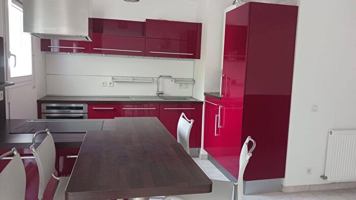 Appartement à louer - Romagny, Annemasse - 3 pièces - 2 chambres