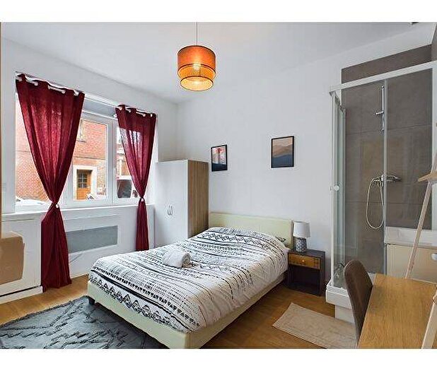 Maison à louer - Centre Ville-Fin de la Guerre, Tourcoing - 6 pièces - 5 chambres