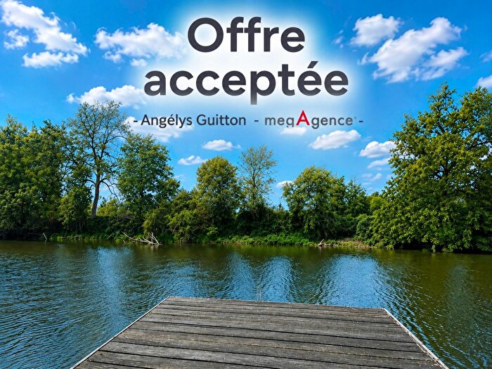 Maison 1 pièce à La Guierche, à vendre