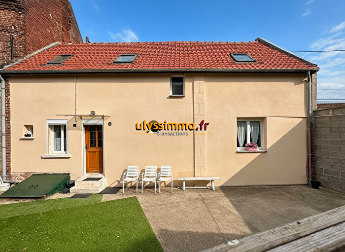 Maison à vendre - Le Mesnil-Saint-Firmin - 3 pièces - 2 chambres