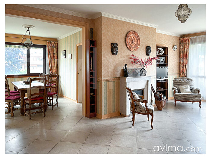 Noisy-le-Roi : Appartement 4 pièces à vendre