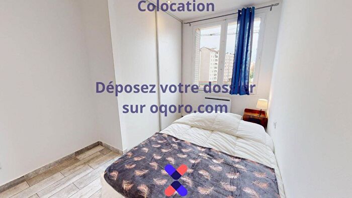 Appartement à louer - Cusset, Villeurbanne - 7 pièces - 6 chambres