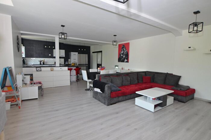 Appartement à vendre - Saint-Chamond, Saint-Julien, Crêt dOeillet - 4 pièces - 3 chambres
