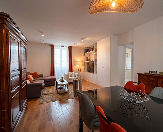 Appartement à louer - Brive-la-Gaillarde, Centre-ville, Pont Cardinal, Champanatier - 2 pièces - 1 chambre