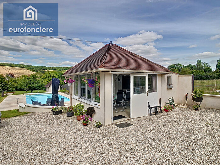 Maison à vendre - Chennegy - 5 pièces - 4 chambres