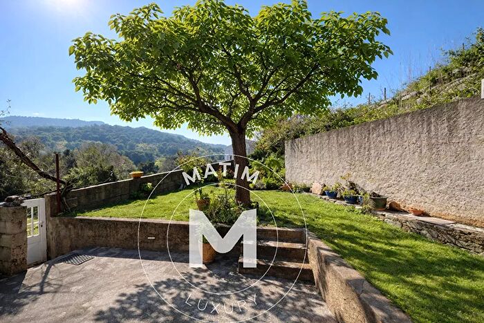 Maison à vendre - Penta-di-Casinca - 6 pièces - 2 chambres