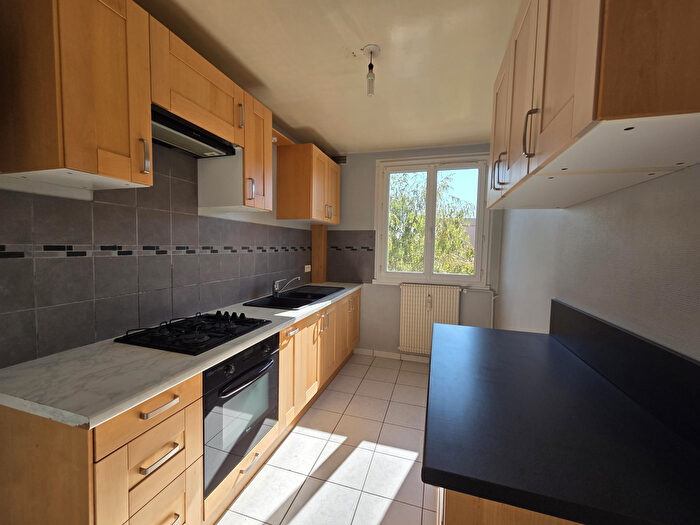 Appartement 4 pièces à Nevers, Banlay, à louer