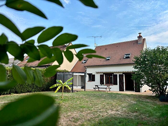 Maison à vendre - Saint-Gervais-la-Forêt - 5 pièces - 4 chambres