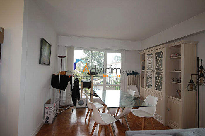 Olivet, Larry, Coin Rond, Lorette : Appartement 3 pièces à louer