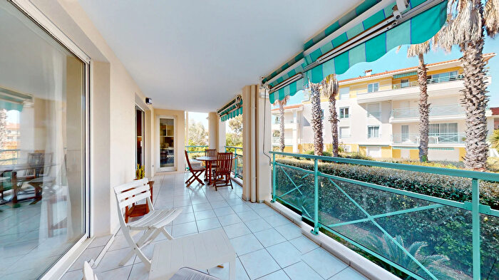 Appartement à vendre - Fréjus, Saint-Aygulf - 4 pièces - 3 chambres