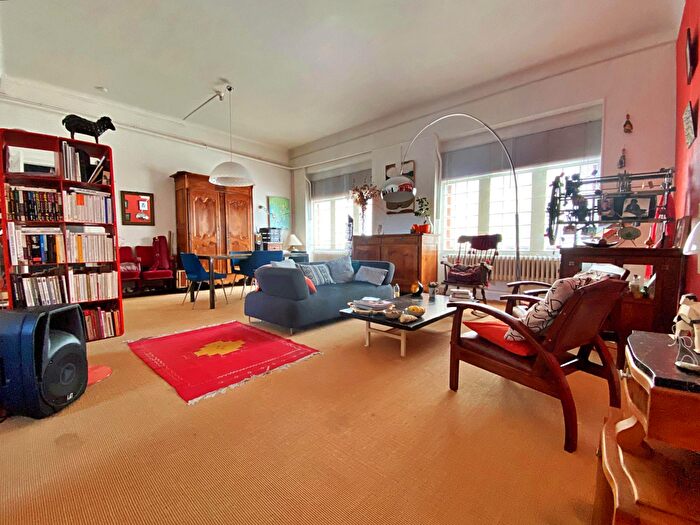 Maison à vendre - Montélimar - 7 pièces - 4 chambres