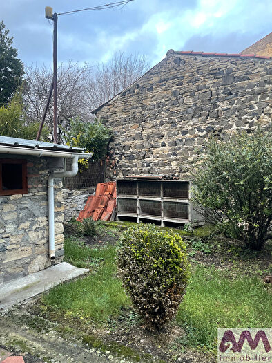 Maisons à vendre et appartements à louer - 1