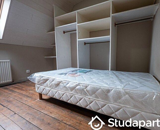 Centre Ville-Fin de la Guerre, Tourcoing : Appartement 1 pièce à louer