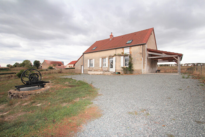 Maison à louer - Charrin - 4 pièces - 3 chambres