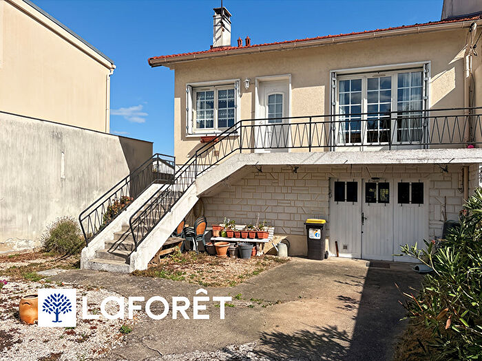 Sainte-Geneviève-des-Bois, Emile Zola, Bois Clairs : Maison 3 pièces à vendre