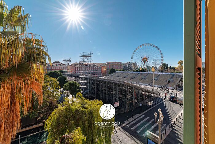 Appartement à vendre - Nice, Centre-ville - 2 pièces - 1 chambre