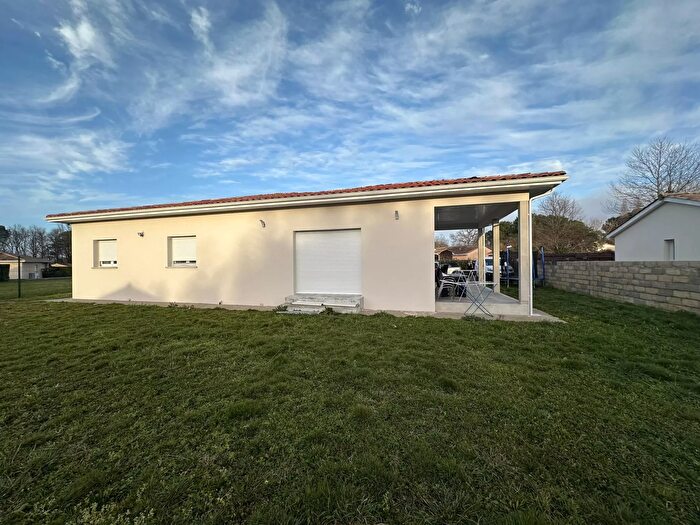 Maison à vendre - Étauliers - 5 pièces - 3 chambres