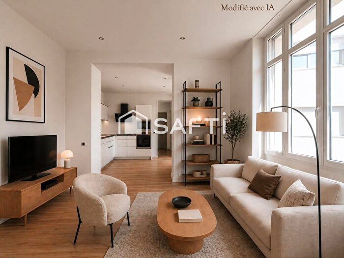 Appartement à vendre - Pau, Centre-ville - 4 pièces - 3 chambres