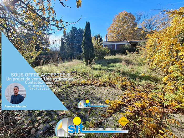 Maison à vendre - Pélussin - 2 pièces - 1 chambre