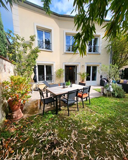 Maison à vendre - Chatou - 8 pièces - 4 chambres