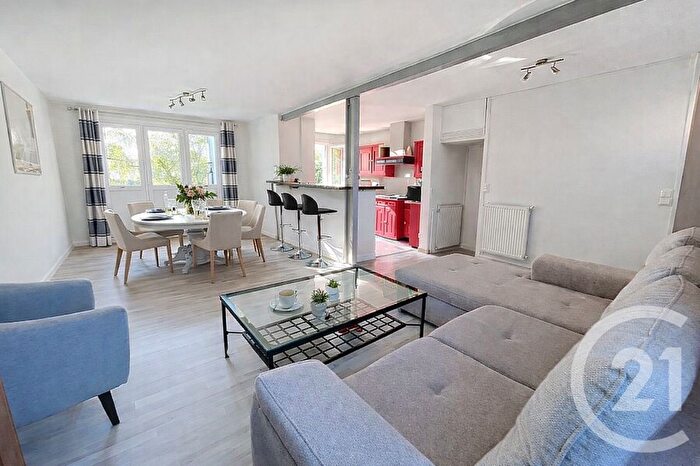 La Queue-en-Brie : Maison 6 pièces à vendre