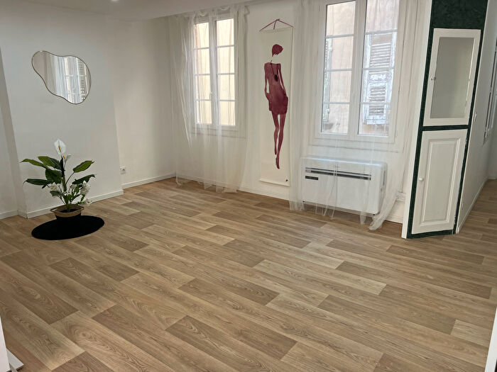 Toulon, Place dArmes - Appartement 1 pièce à vendre