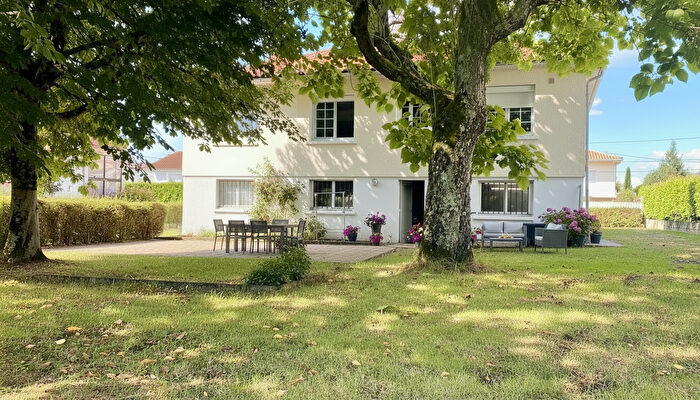 Maison à vendre - Niort - 6 pièces - 5 chambres