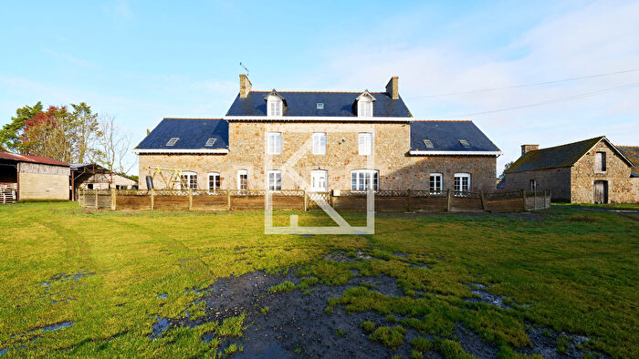 Maison à vendre - Roz-sur-Couesnon - 19 pièces - 14 chambres